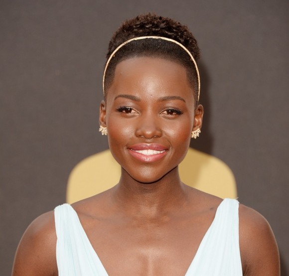 Lupita Nyong'o, meilleure actrice dans un second rôle aux Oscars, son ...