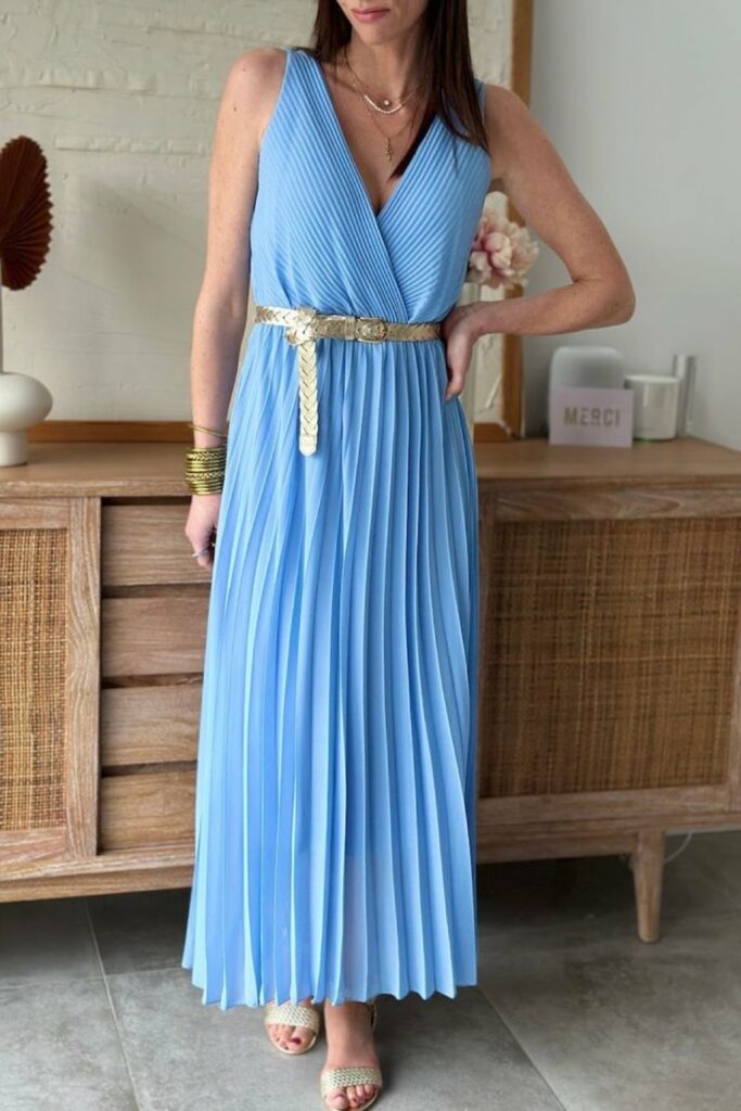 Invitée Mariage : 10 tenues avec une robe bleue - Taaora - Blog Mode ...