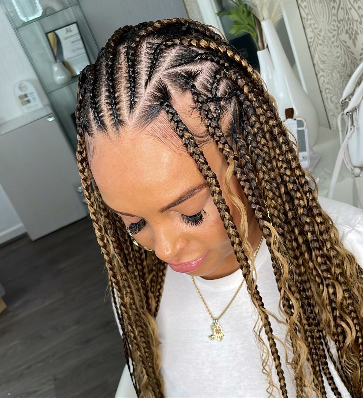 Box Braids : 10 idées coiffures canons pour vous inspirer ! - Taaora ...